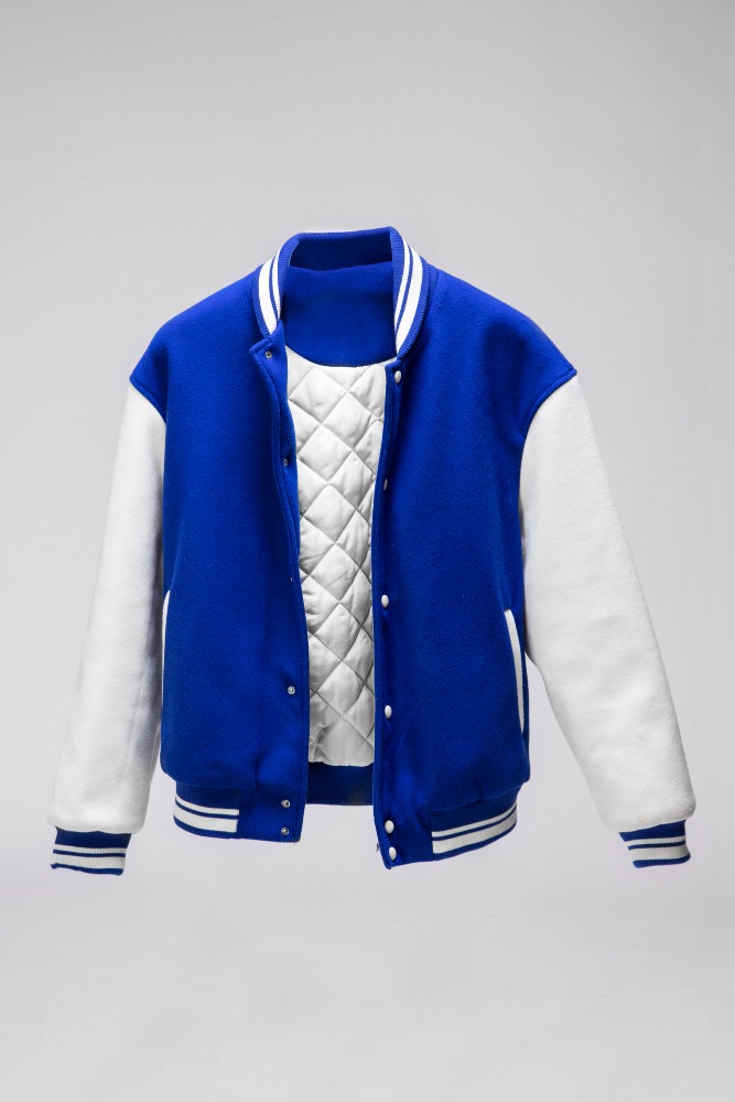 Coat vs Jacket: Key Differences for Apparel Brands